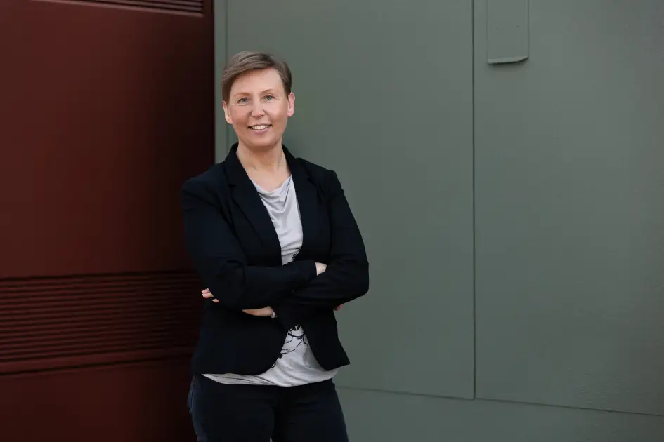 Satu is the customer’s contact at Holtab | Holtab