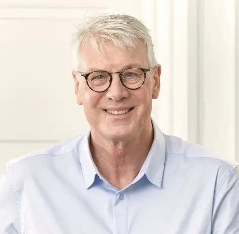 Mobile solution for renovating transformer stations | Holtab